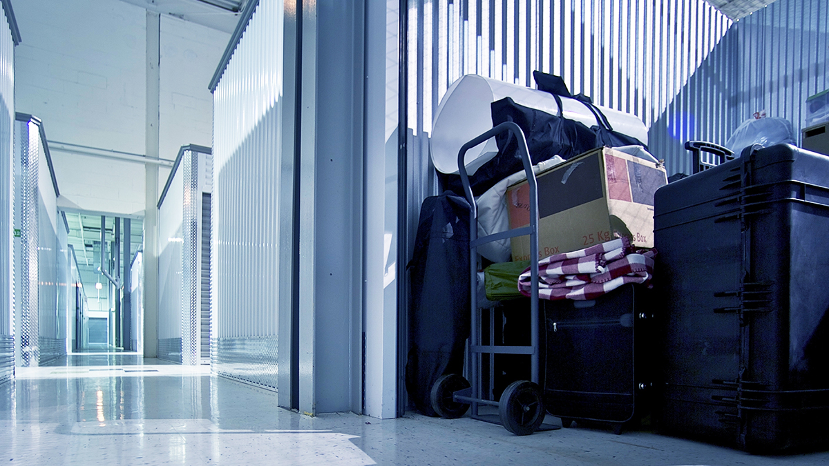 What to Put in Storage and What NOT to Put in Storage When Moving ...