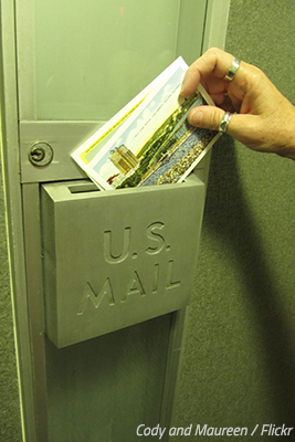 How to Change Address When Moving in 2025: Change of Address Checklist