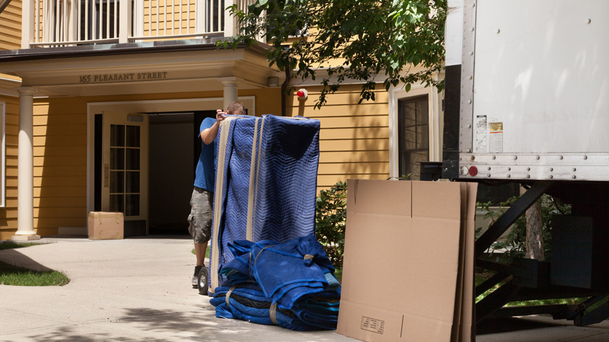 How to Find a Reputable Moving Company in 2025