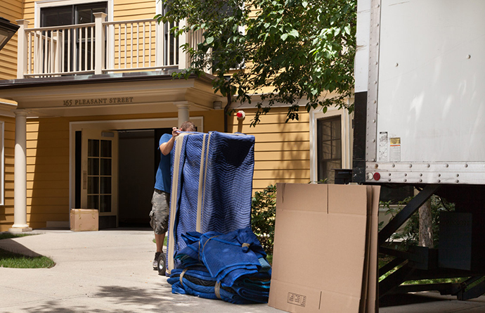 How to Find a Reputable Moving Company in 2025