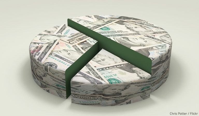 20 Things To Do Before Moving In 2025 [Ultimate Checklist]
