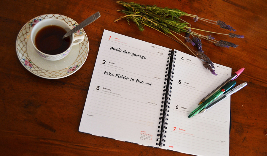 20 Things To Do Before Moving In 2025 [Ultimate Checklist]