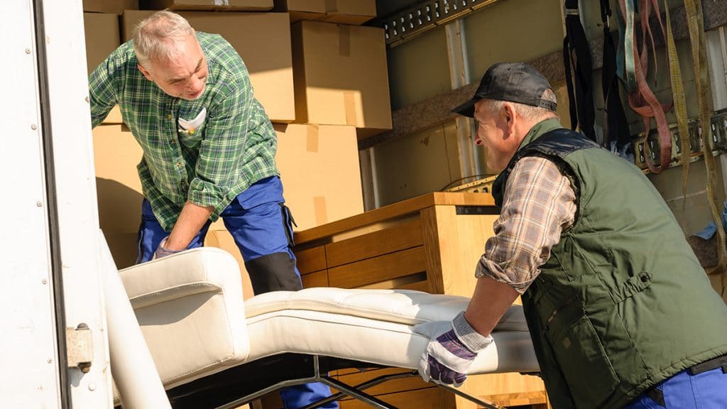 How to Compare Moving Companies: Movers Comparison Chart