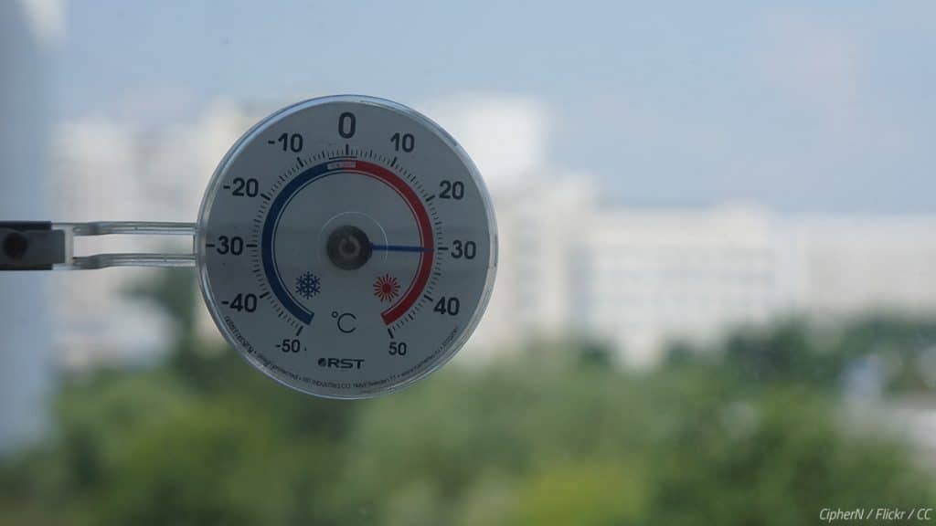 Moving in with Friends: Pros and Cons, Challenges and Solutions