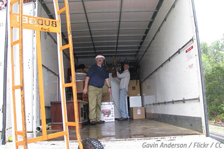 How to Find the Best Short Distance Movers Near You in 2025